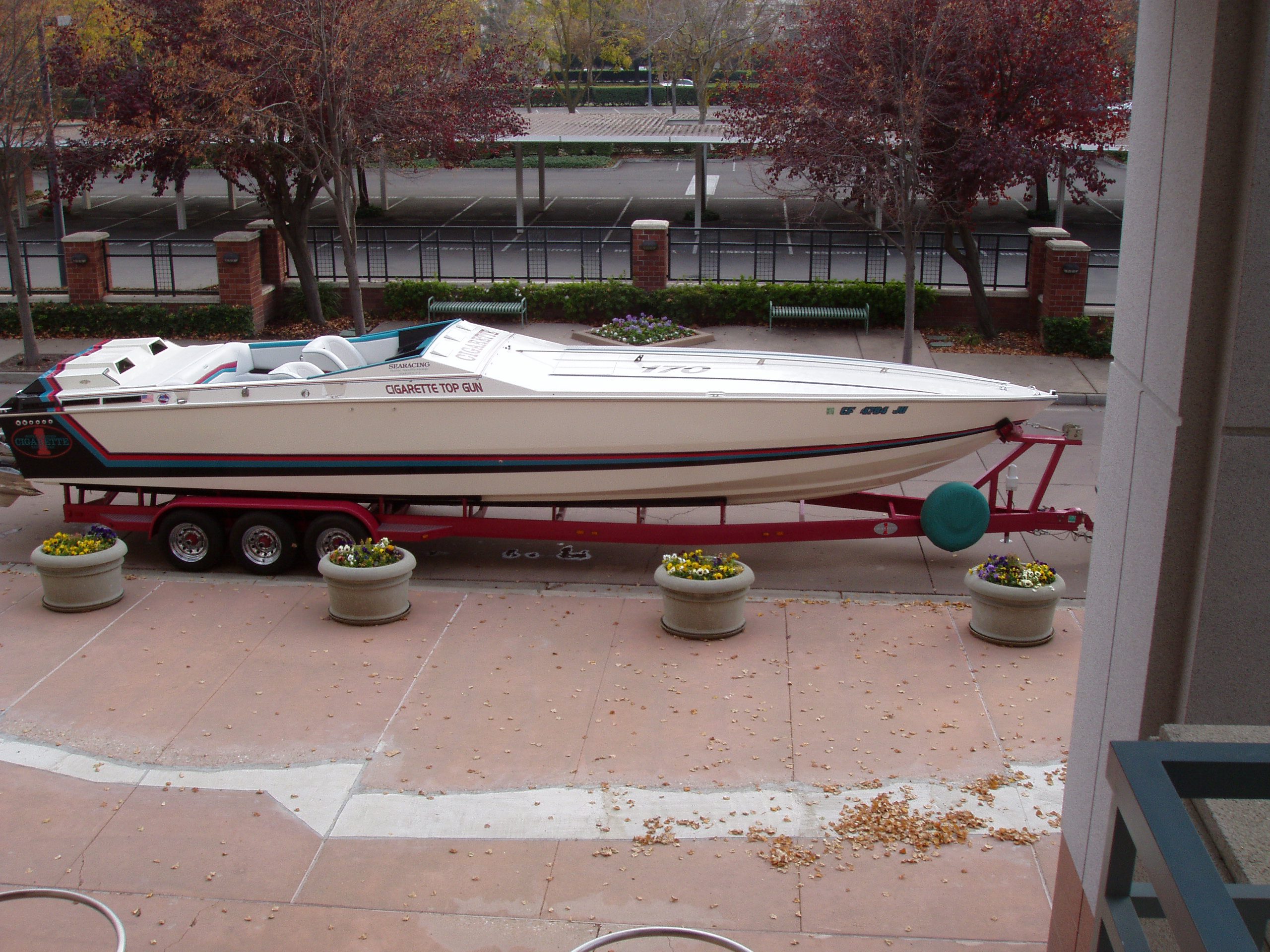 38′ Cigarette Top Gun Boat – Str8Up Toy Trader