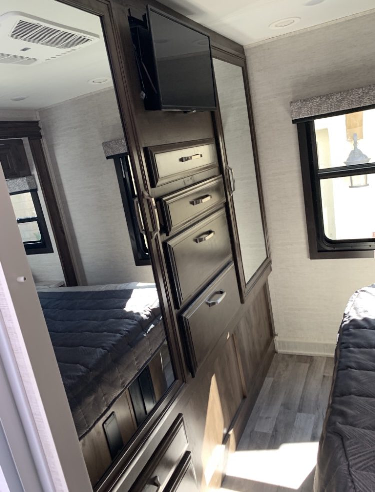 2021 Jayco Greyhawk 29 MV – Str8Up Toy Trader