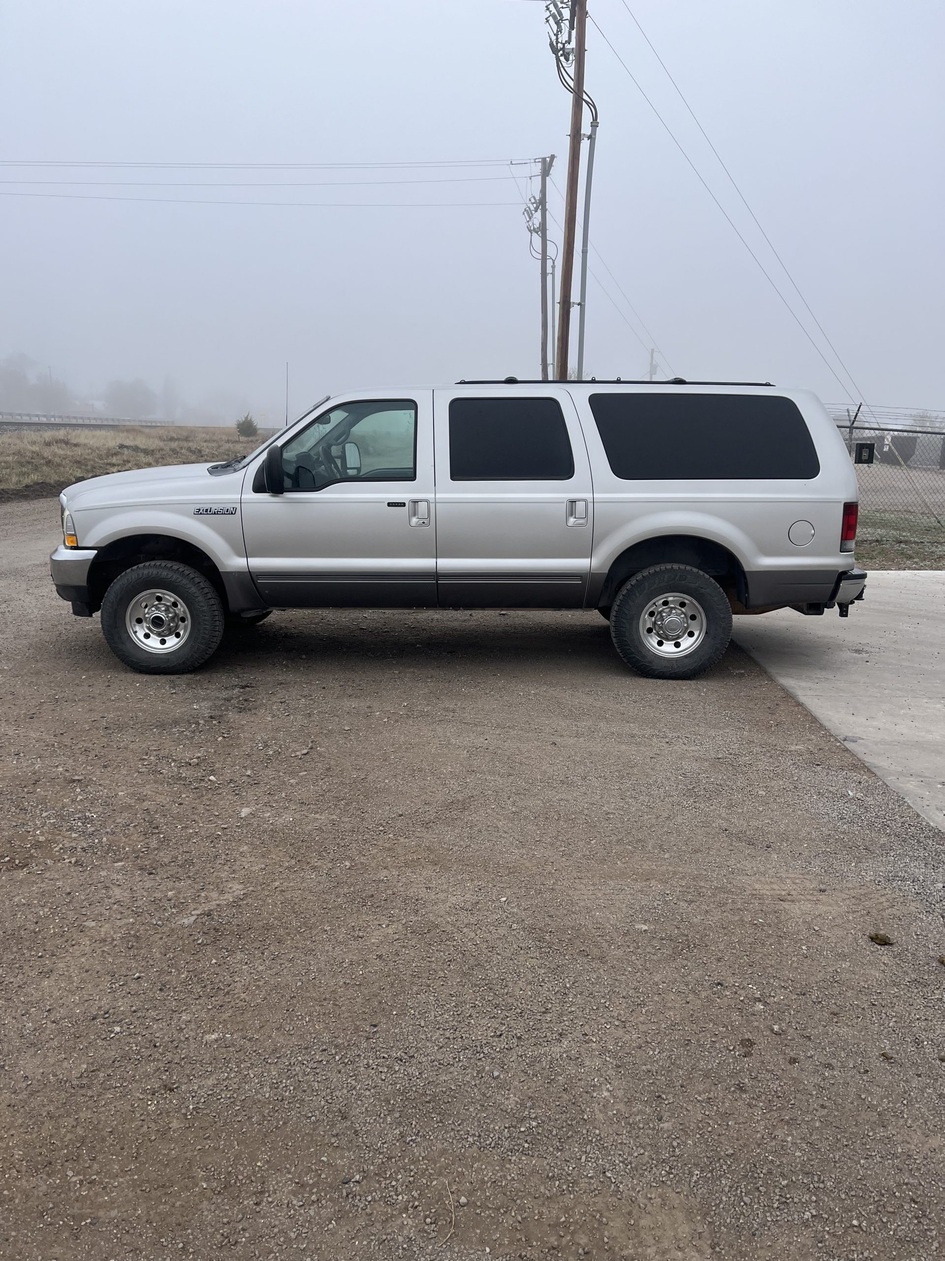 2002 Ford Excursion 7.3 – Str8Up Toy Trader