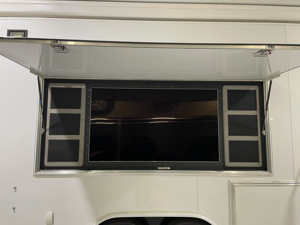 Progressive Enclosed Trailer – Str8Up Toy Trader