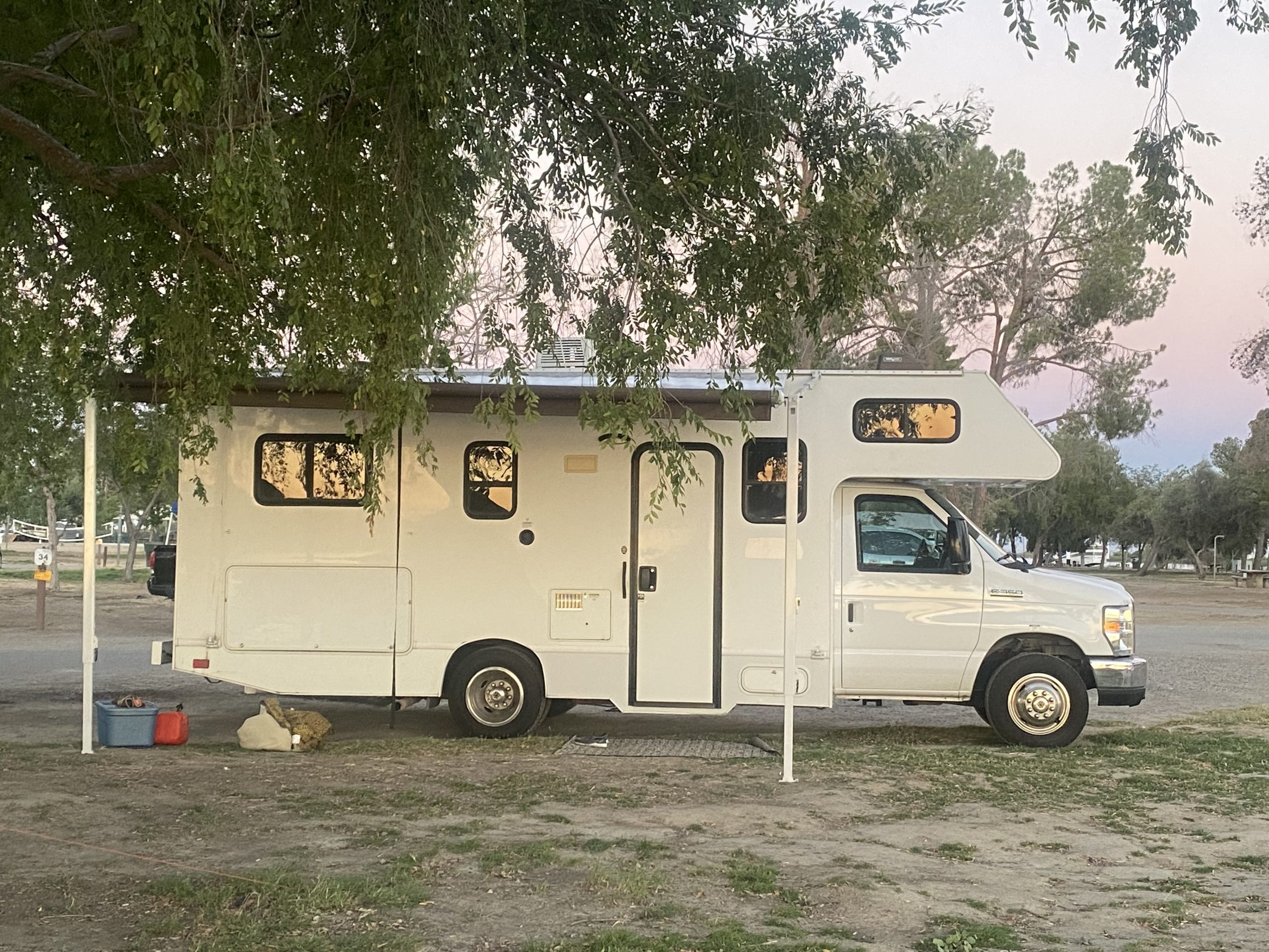 2017 Ford Majestic RV – Str8Up Toy Trader