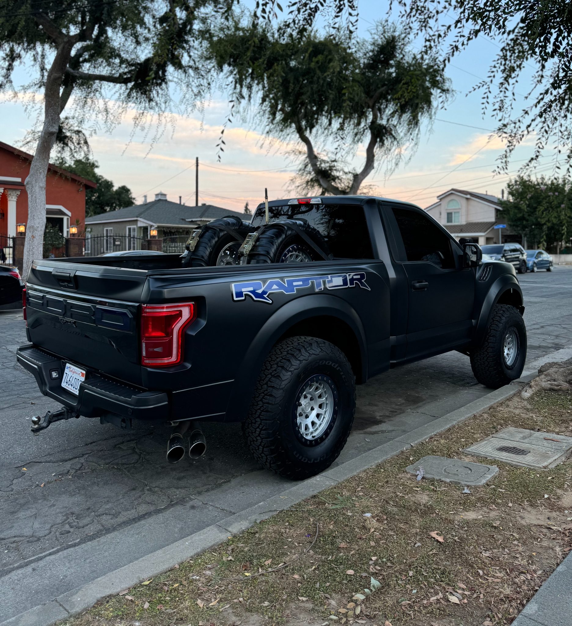 2017 F150 5.0 “Baby Raptor” – Str8Up Toy Trader