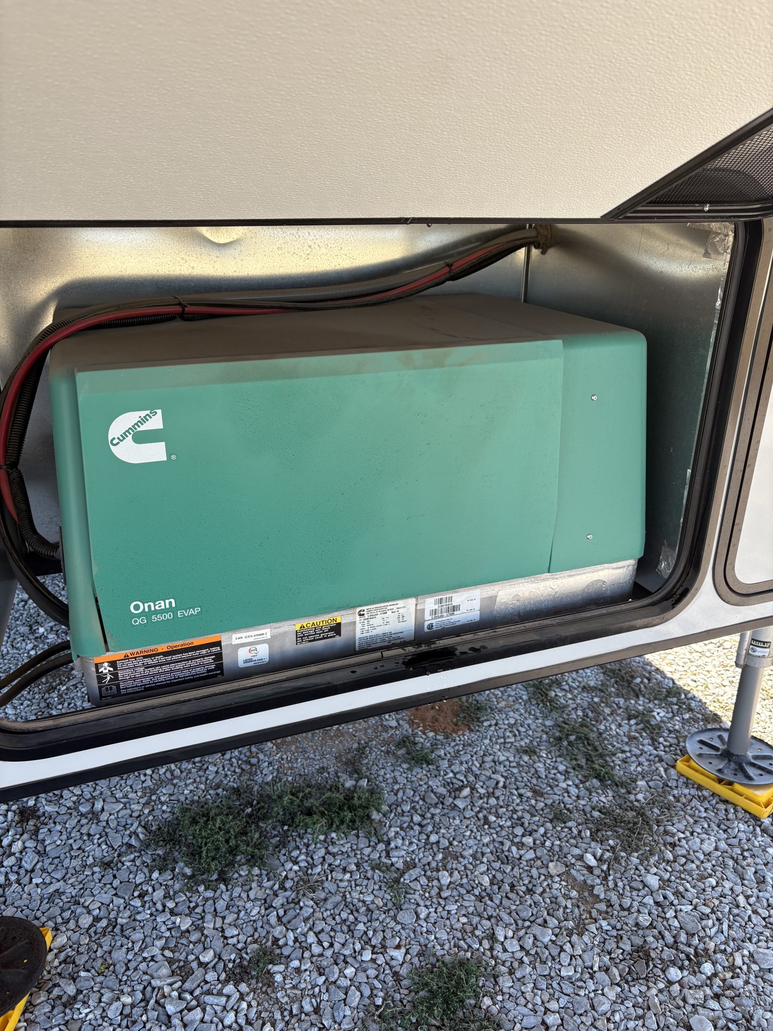 2021 Iconic 3322CK Fifth Wheel Toy Hauler – Str8Up Toy Trader