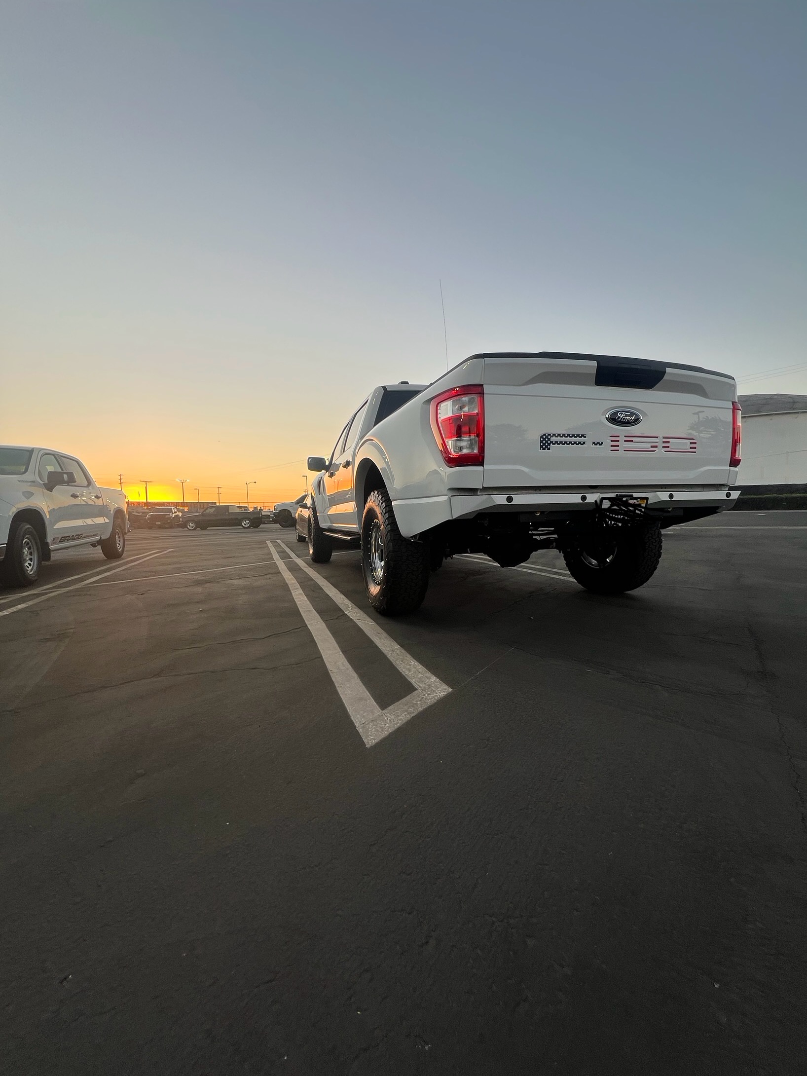 Ford F150 Raptor Clone – Str8Up Toy Trader