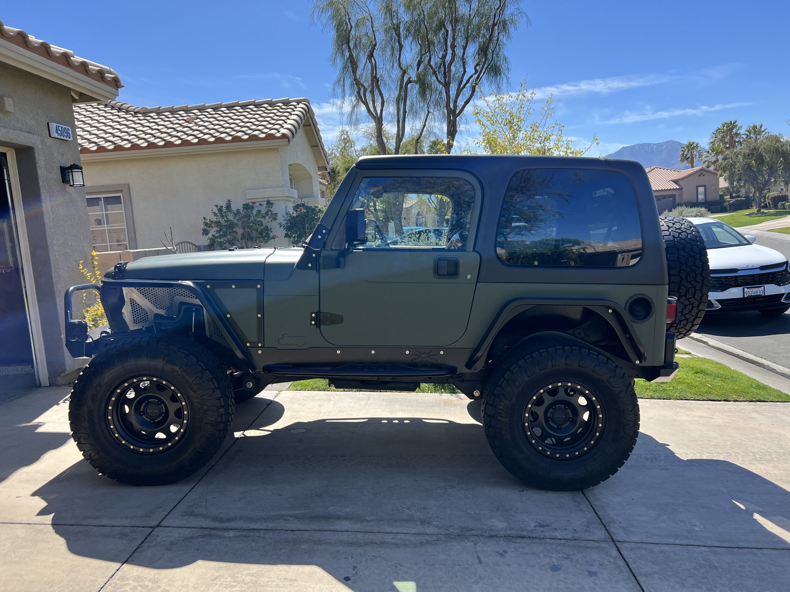 1998 Rebuilt Jeep Wrangler – Str8Up Toy Trader