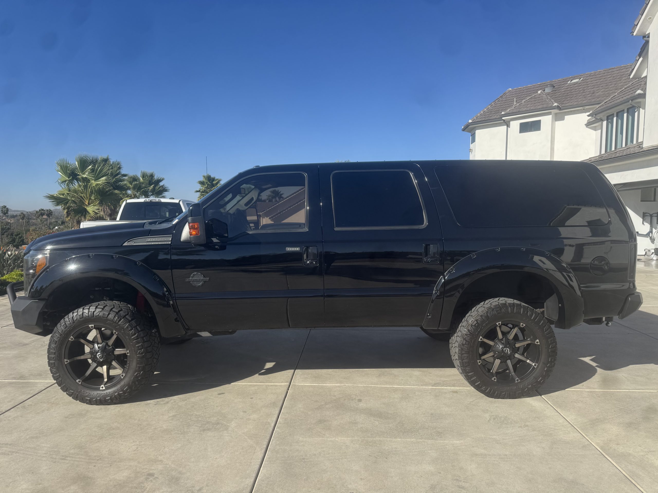 Custom Excursion by RAD Rides Ford 250 Super Duty Platinum Excursion ...