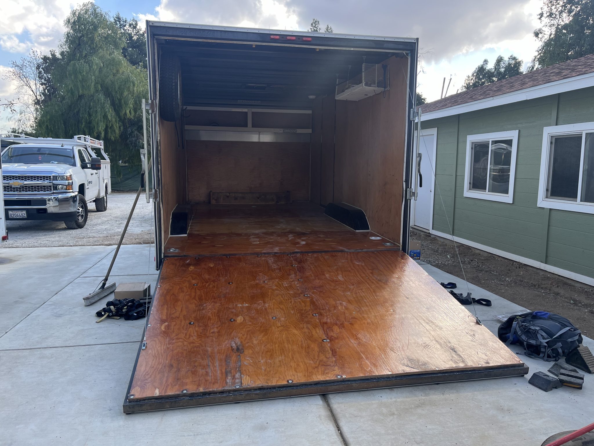 1340 Hayabusa sandrail by Tom Pro Designs w/ trailer – Str8Up Toy Trader