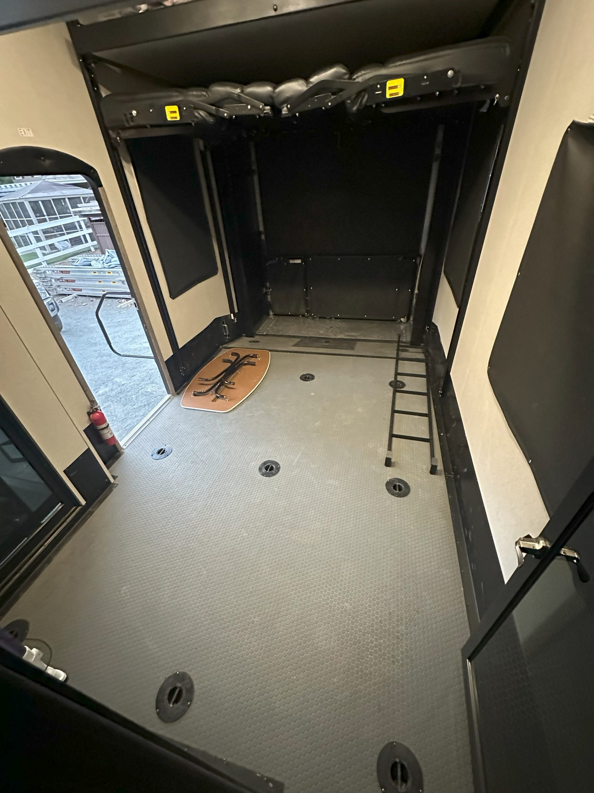 2021 Raptor 429 Series – Str8Up Toy Trader