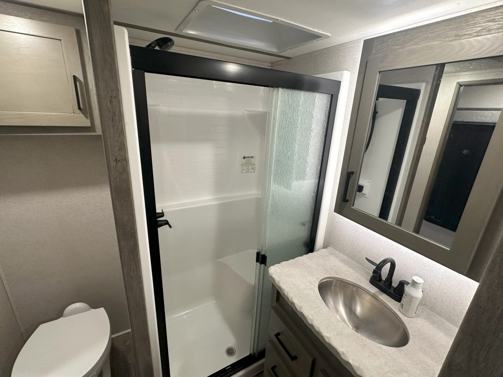 2021 Raptor 429 Series – Str8Up Toy Trader