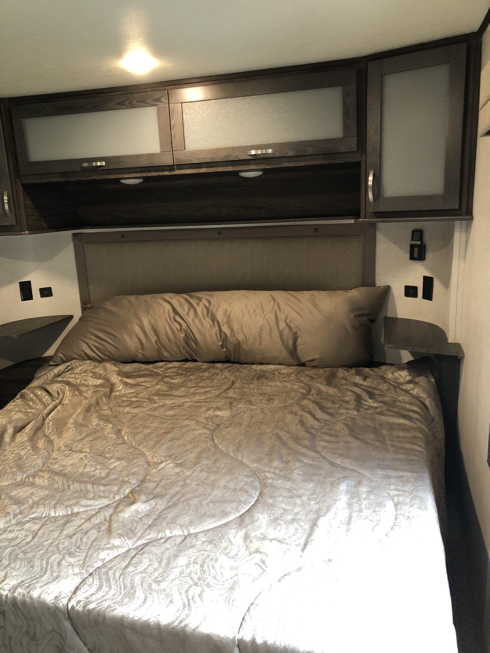 2020 Highland Ridge Fifth Wheel Toyhauler – Str8Up Toy Trader