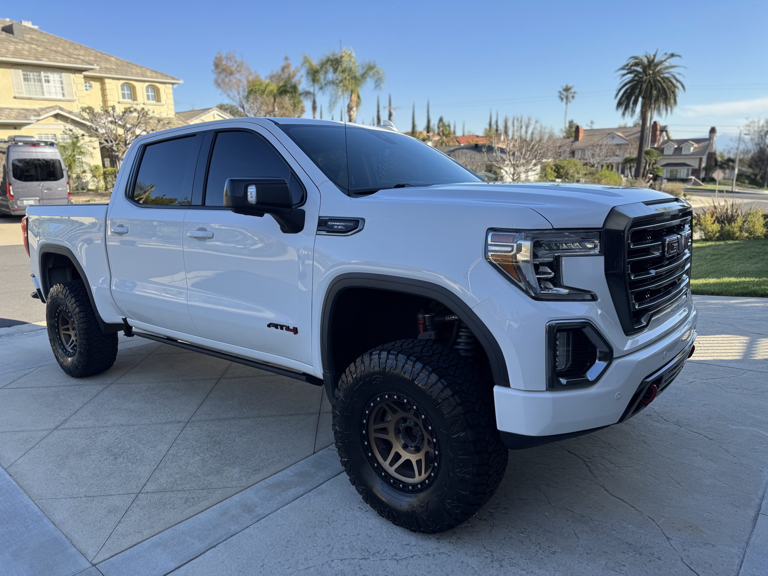 2021 GMC Sierra AT4 Carbon Pro package. 4×4 – Str8Up Toy Trader