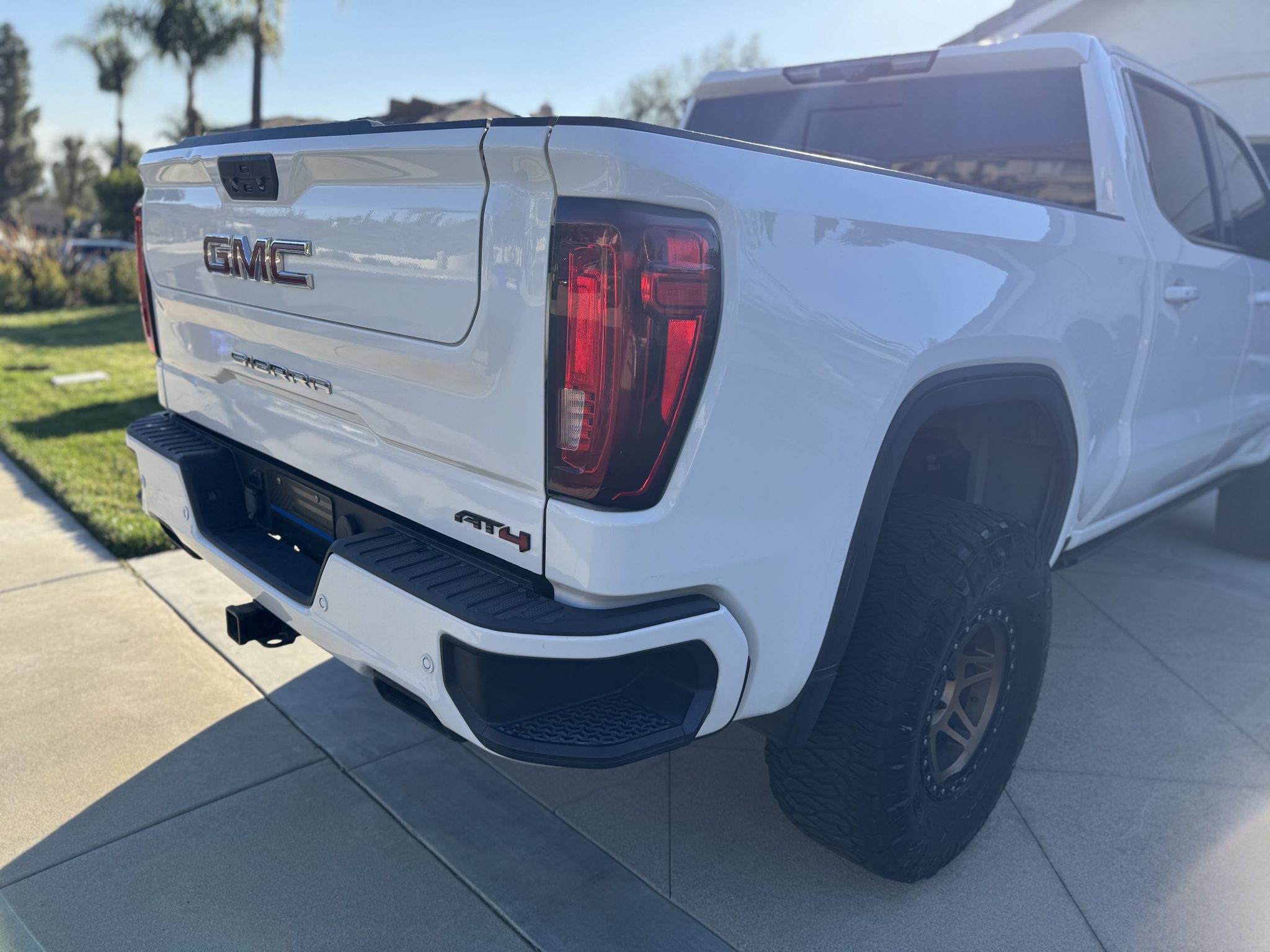 2021 GMC Sierra AT4 Carbon Pro package. 4×4 – Str8Up Toy Trader