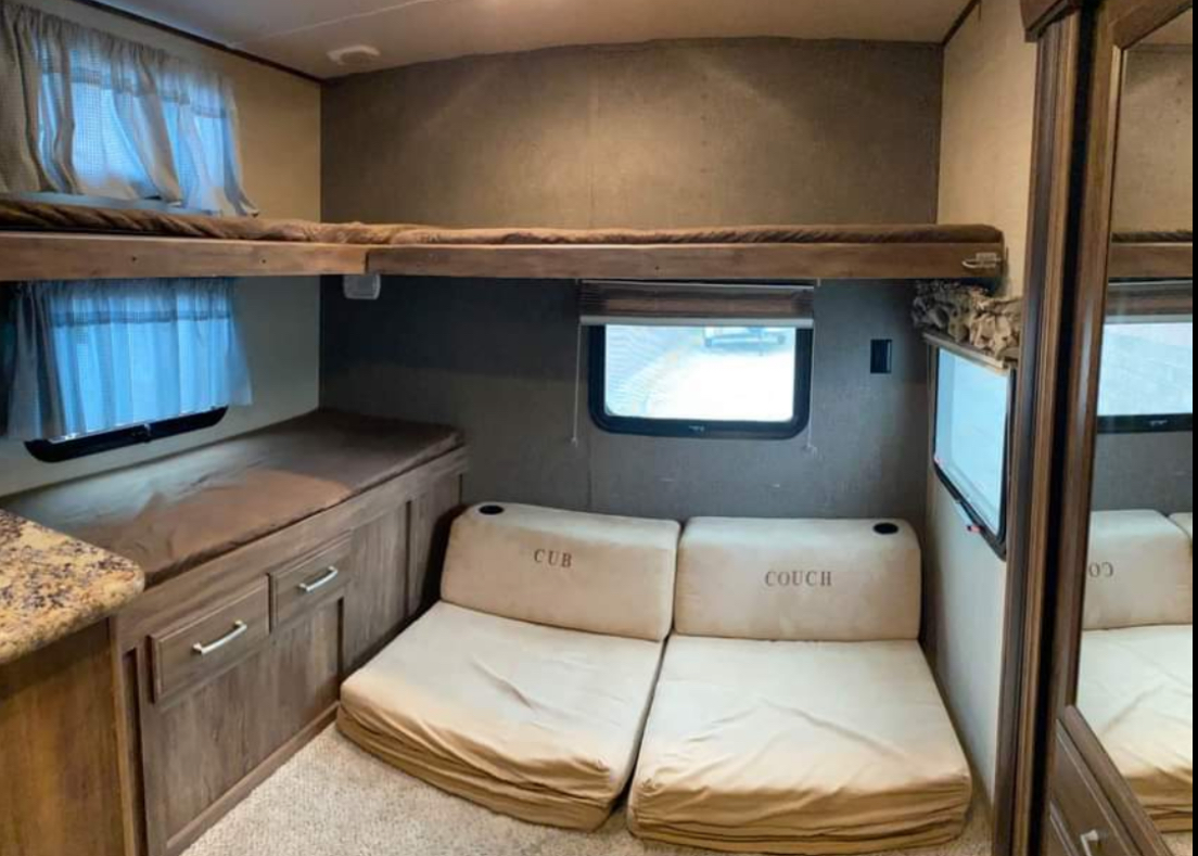 2016 Cougar Travel Trailer w/ Bunk room – Str8Up Toy Trader