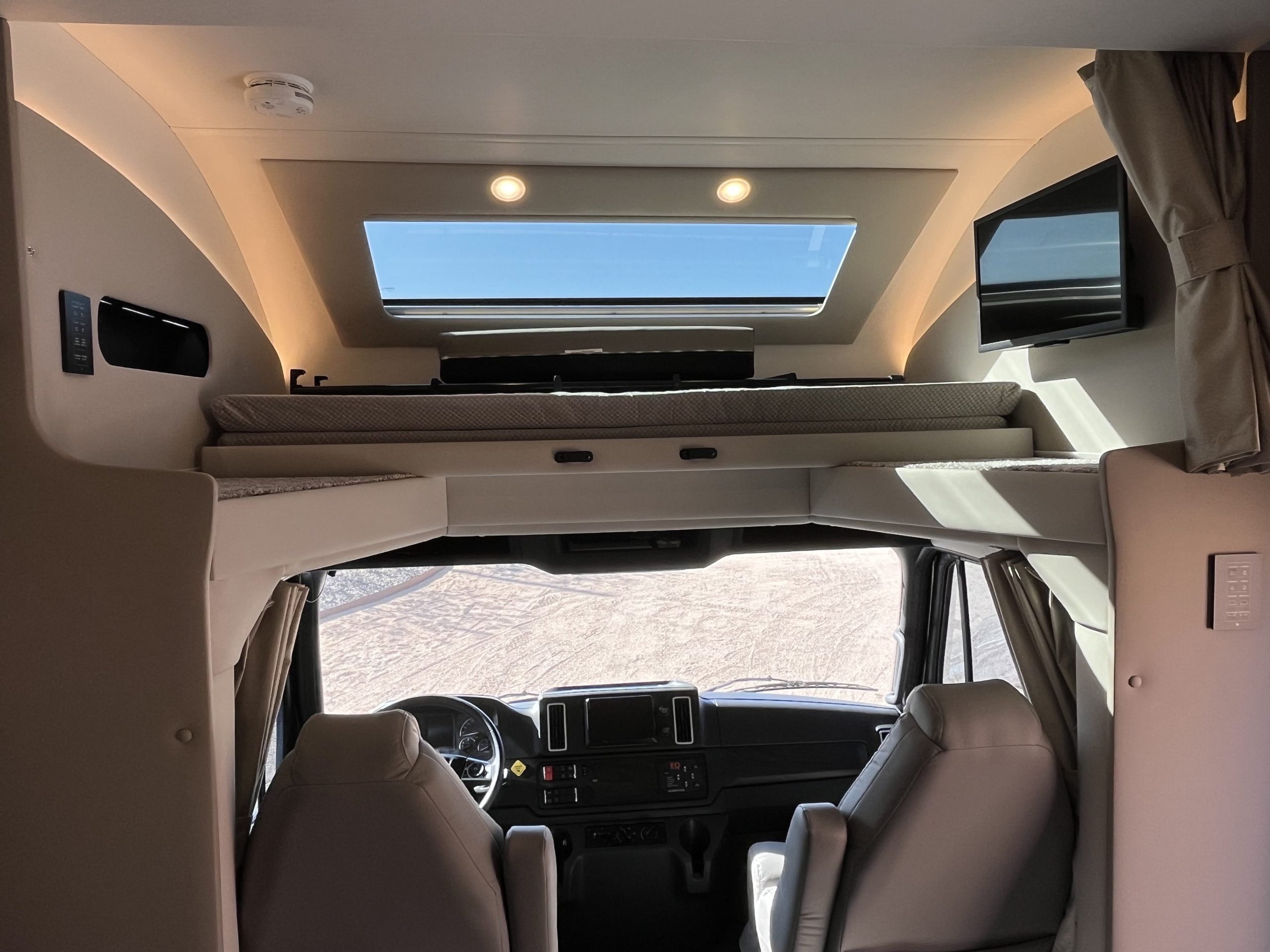 2024 Renegade Valencia 36SB – Str8Up Toy Trader