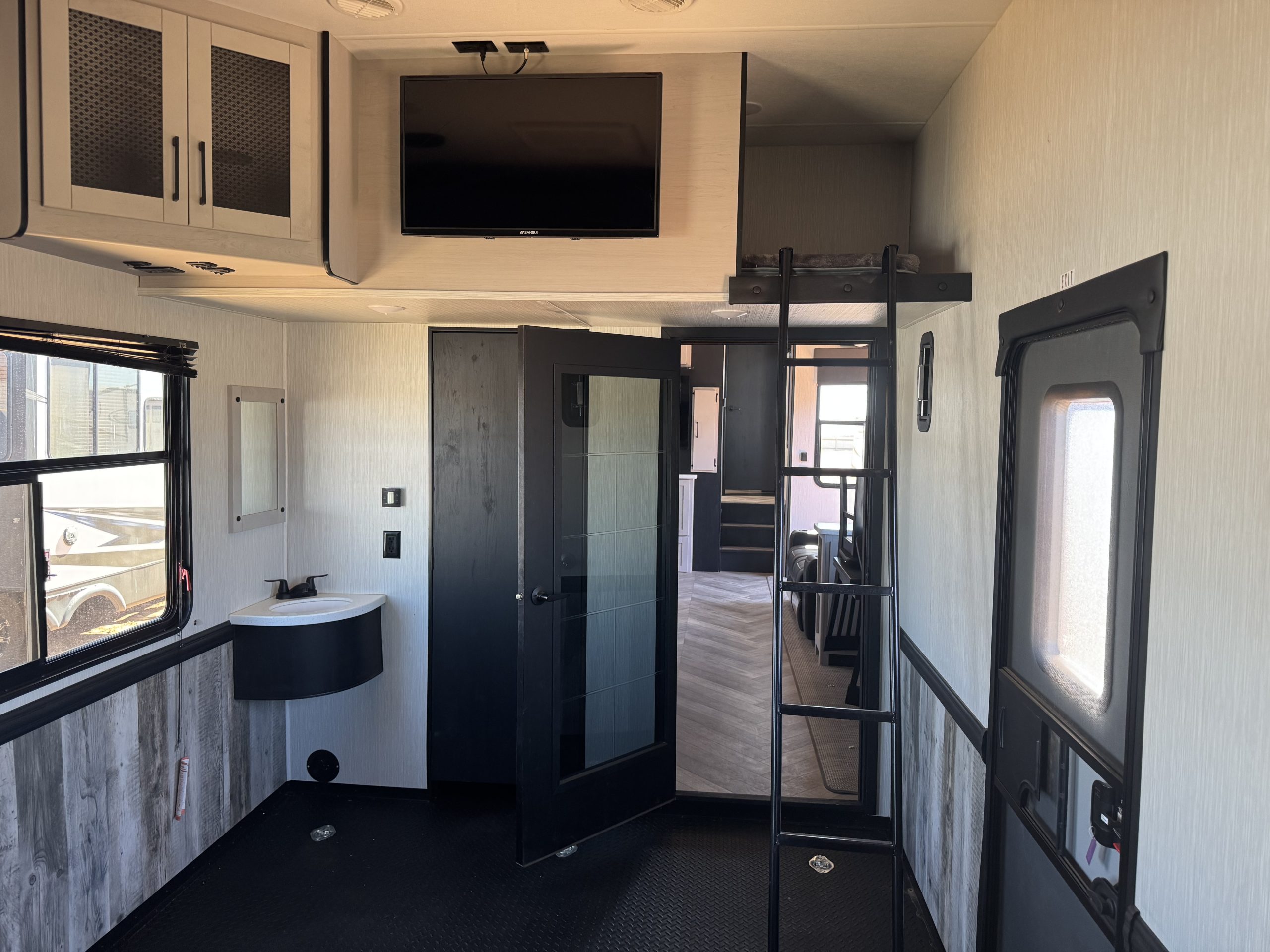 2023 Cyclone 4014C Great price for this toy hauler! – Str8Up Toy Trader