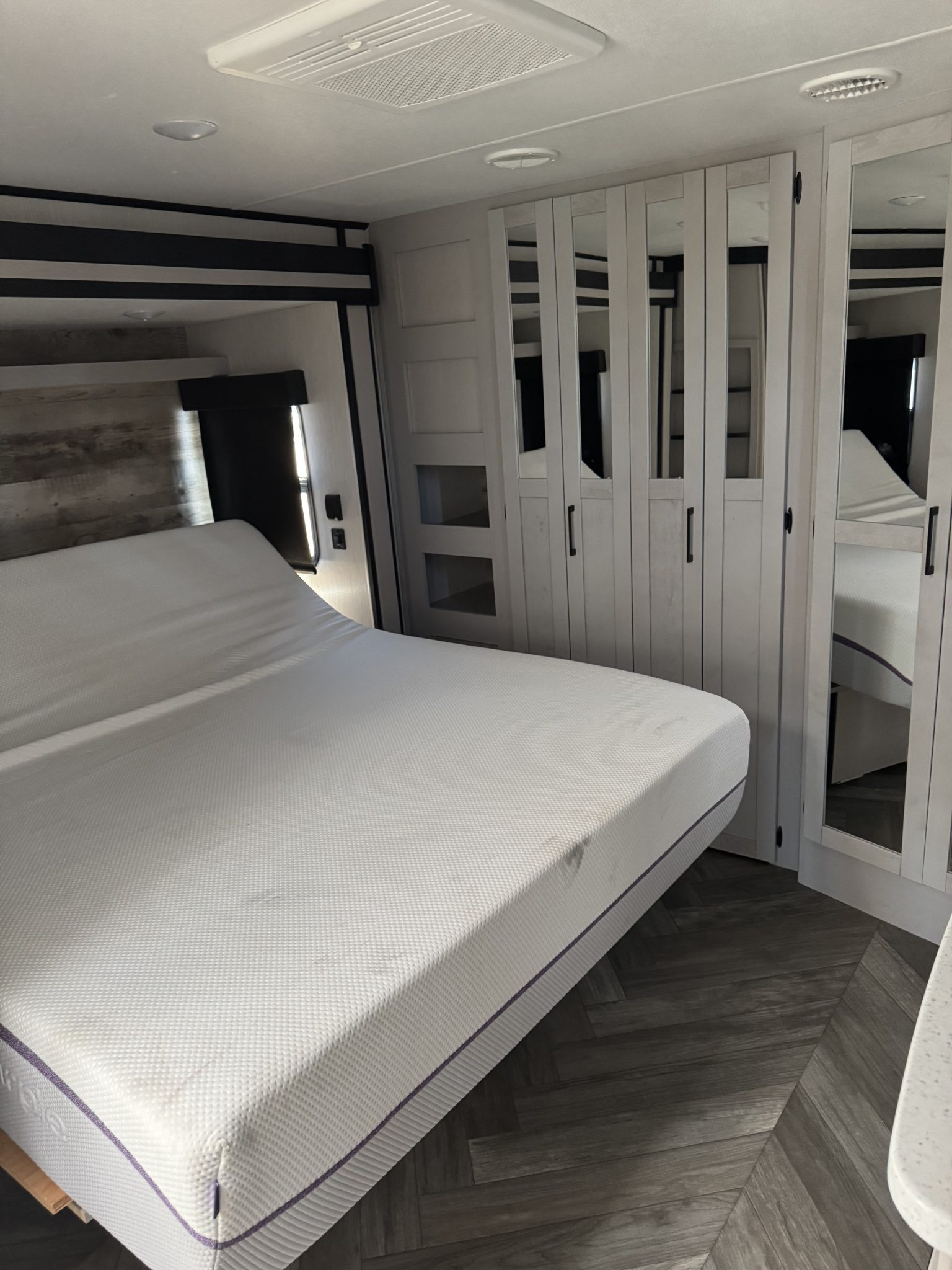 2023 Cyclone 4014C Great price for this toy hauler! – Str8Up Toy Trader