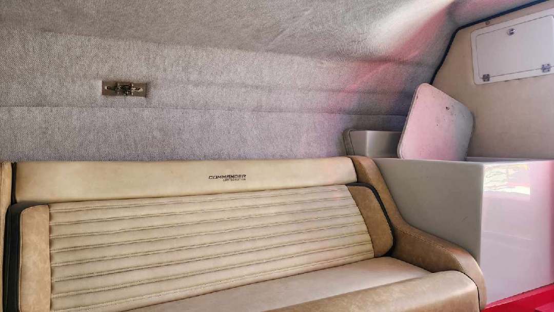 32′ Signature Commander – Str8Up Toy Trader