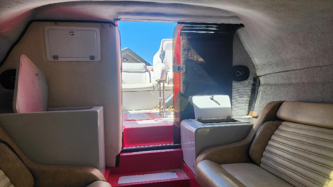 32′ Signature Commander – Str8Up Toy Trader