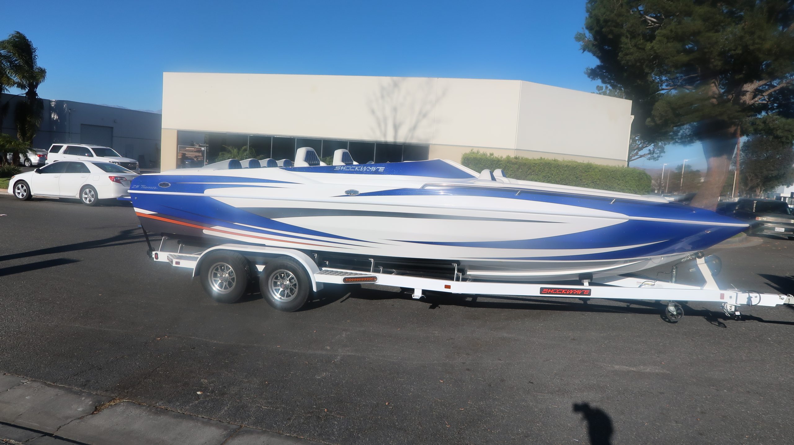 New 2025 Shockwave 25 Tremor W/T – Str8Up Toy Trader