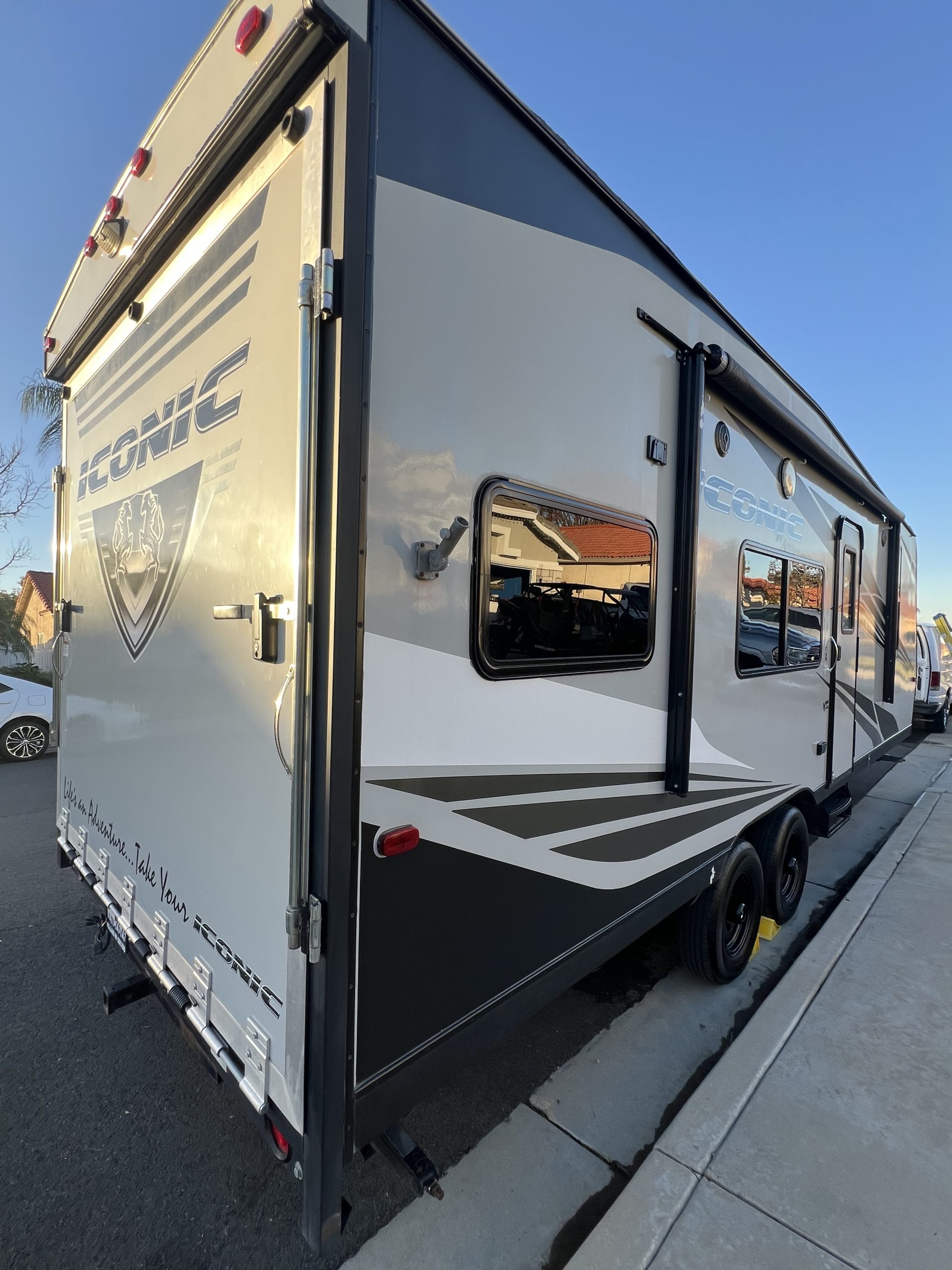 2019 Eclipse ICONIC 2114SF LE – Str8Up Toy Trader