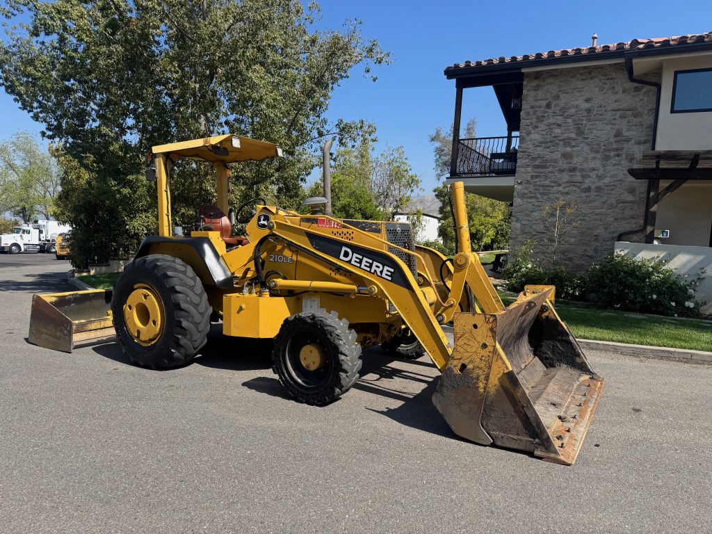 2006 John Deere 210LE 4×4 Skiploader – Str8Up Toy Trader
