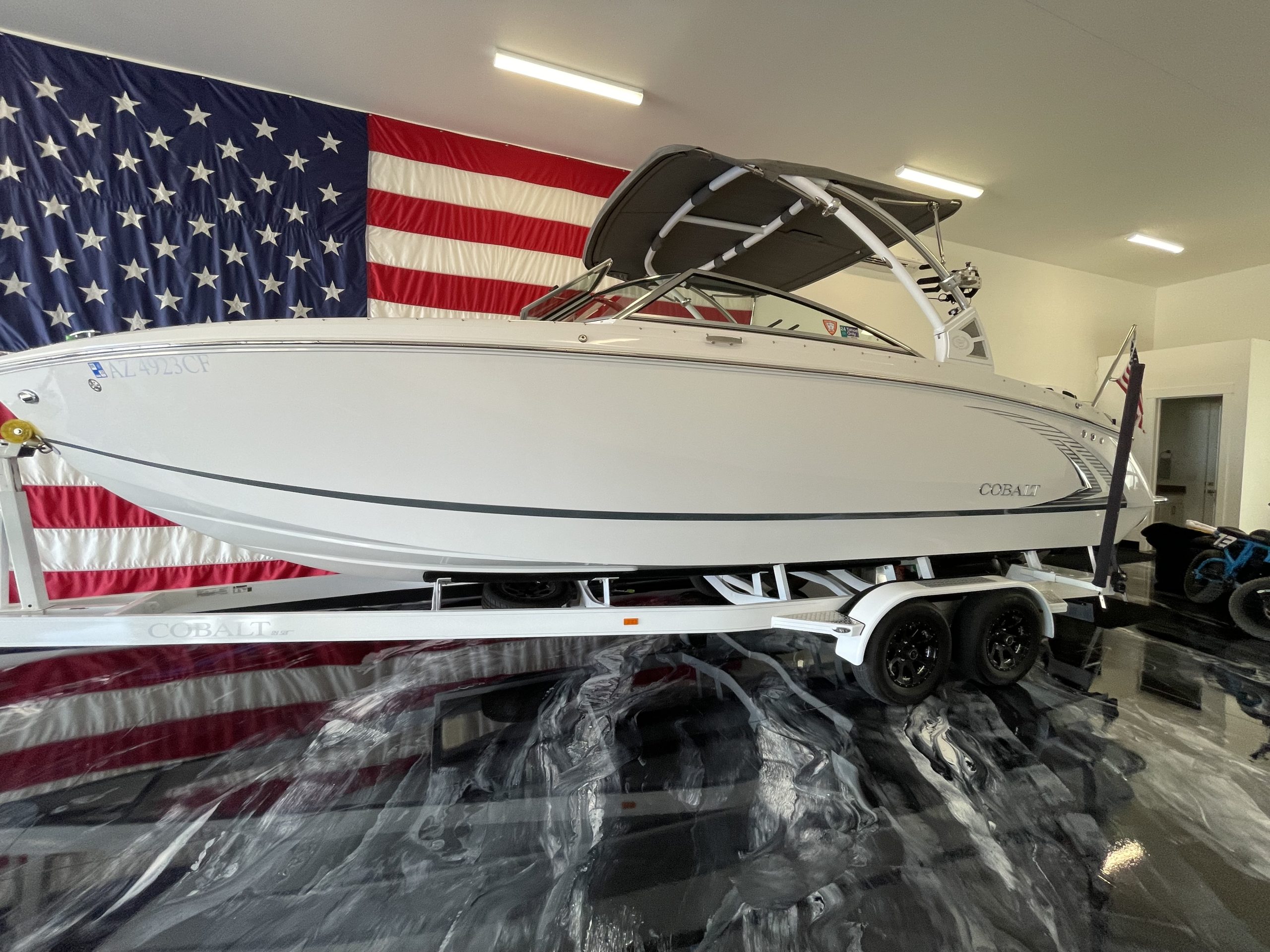 2020 Cobalt R7 Surf 430HP – Str8Up Toy Trader