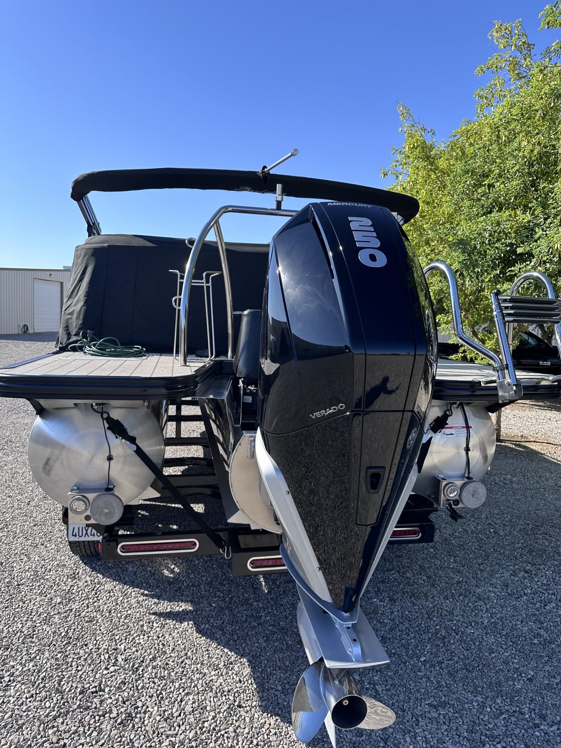 2022 Barletta Lusso L23QCSS Tritoon W/ Extreme Triple Axle Trailer ...