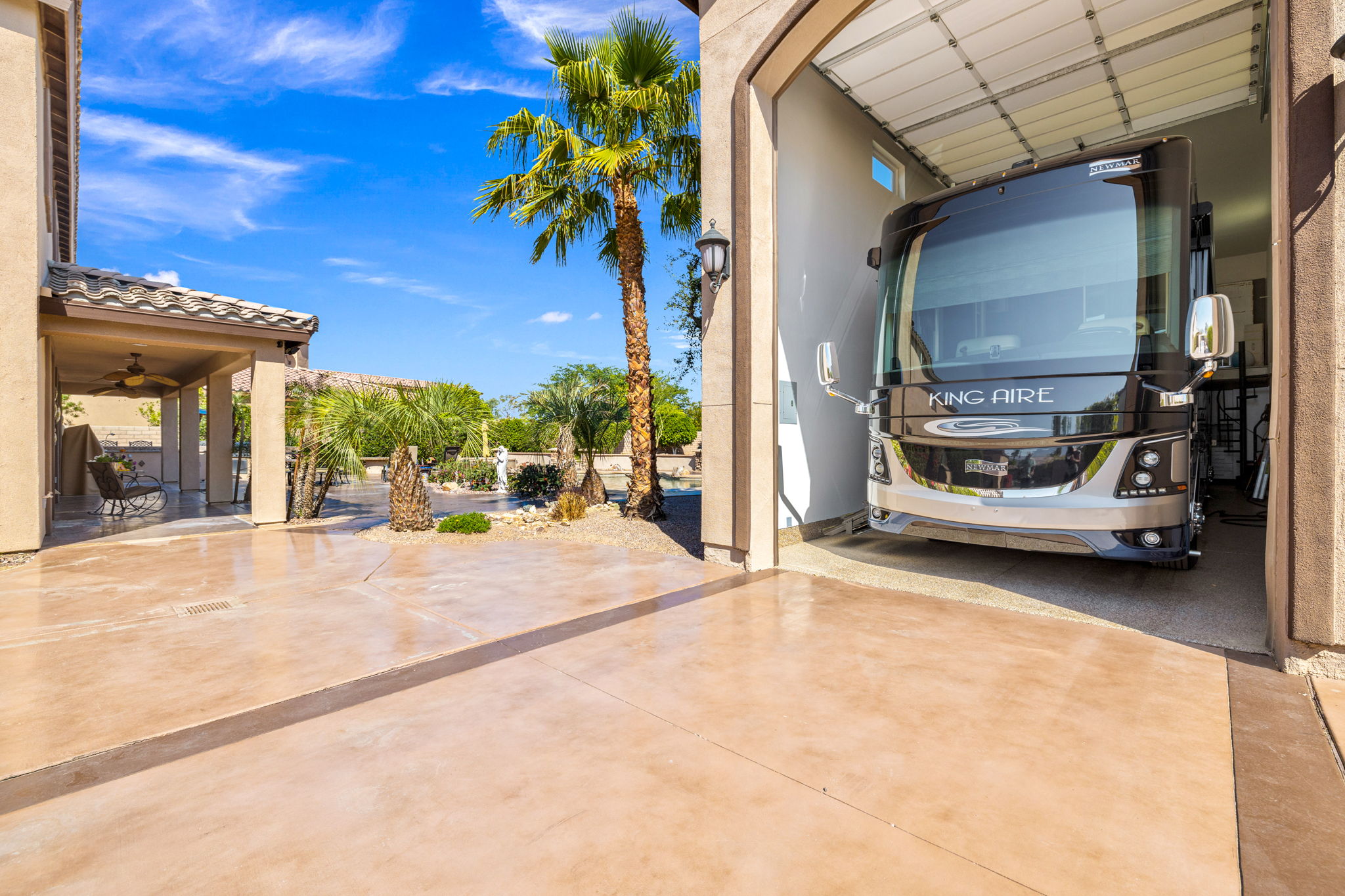 Stunning 6 Bed RV Garage Pool Home in Bermuda Dunes! – Str8Up Toy Trader