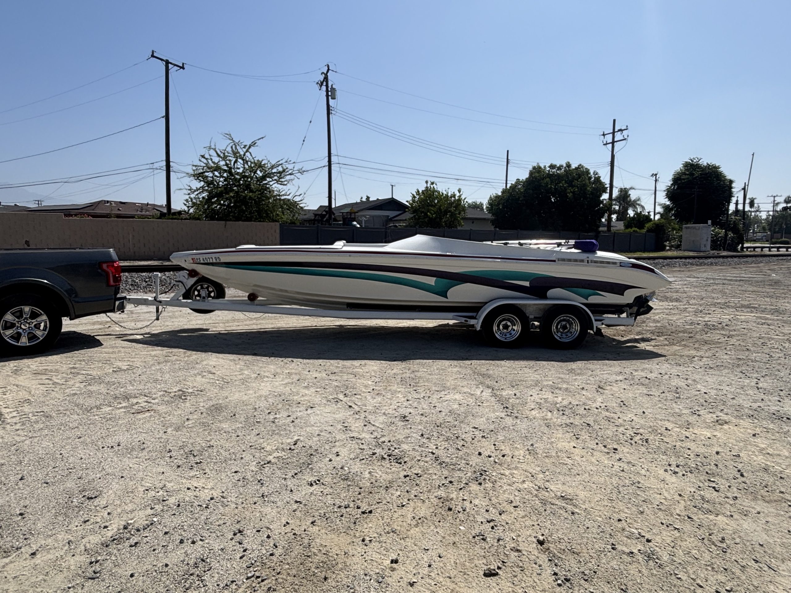 1996 26ft Commander – Str8Up Toy Trader