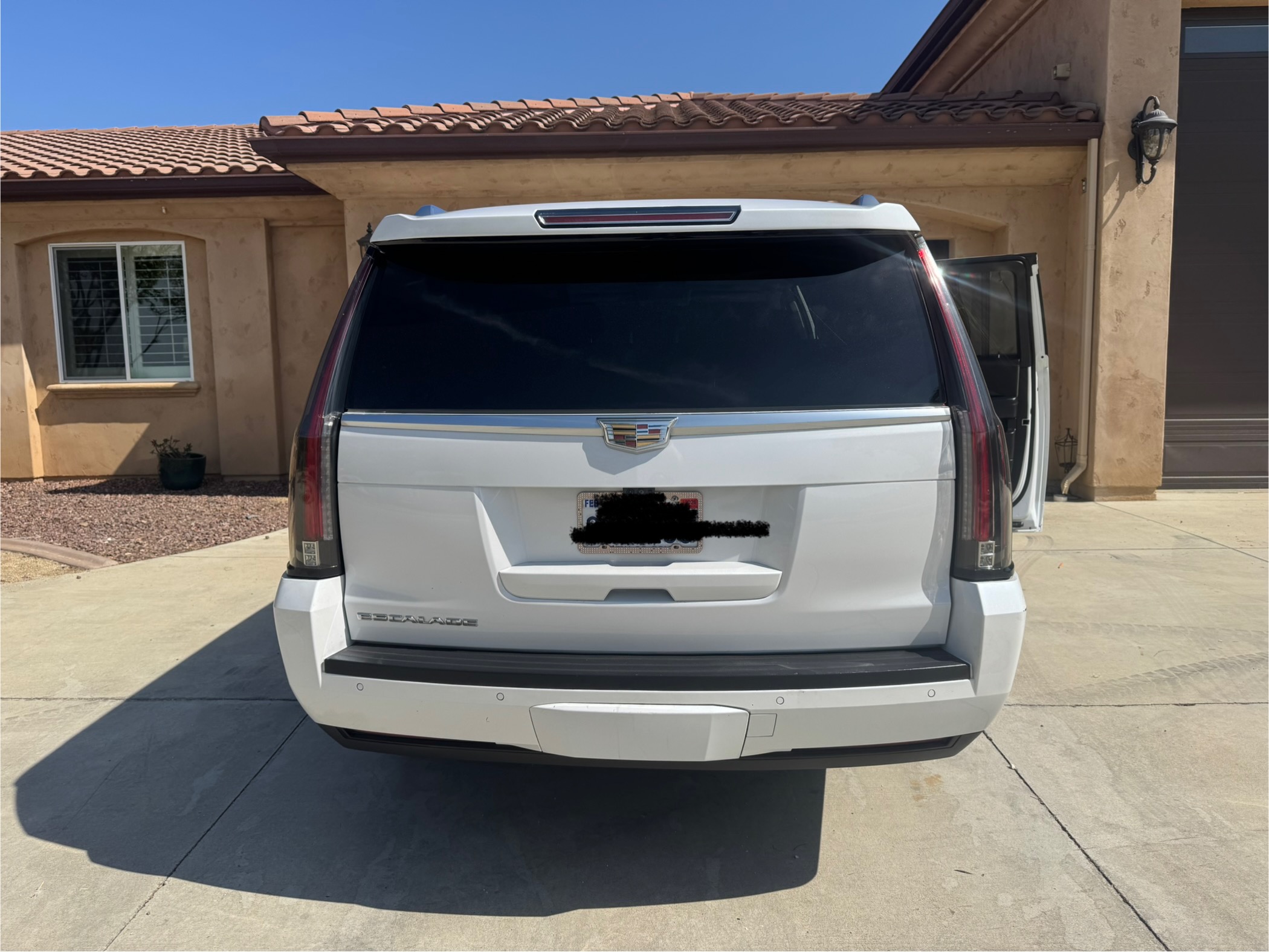 2018 Escalade ESV Luxury – Str8Up Toy Trader