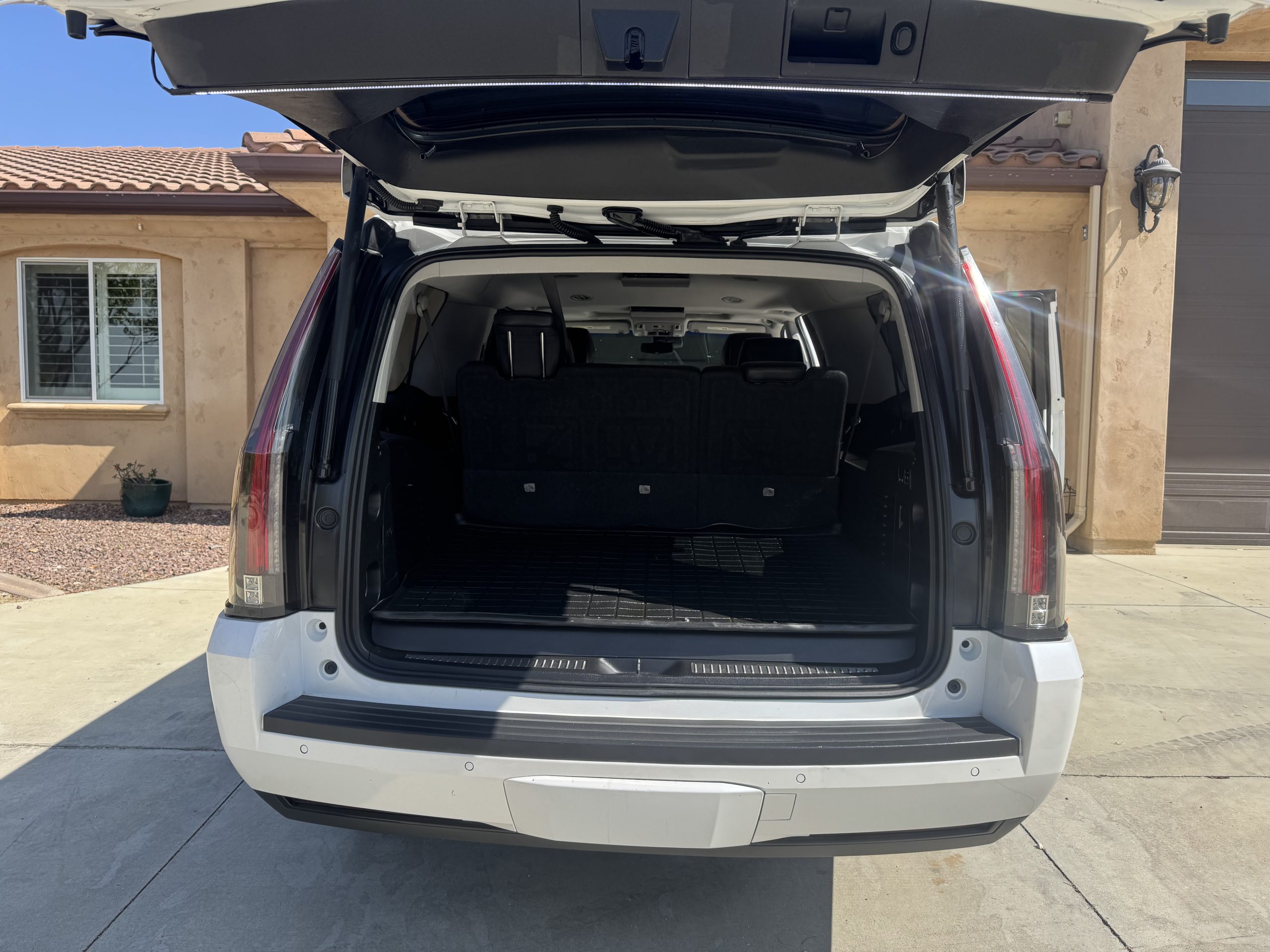 2018 Escalade ESV Luxury – Str8Up Toy Trader