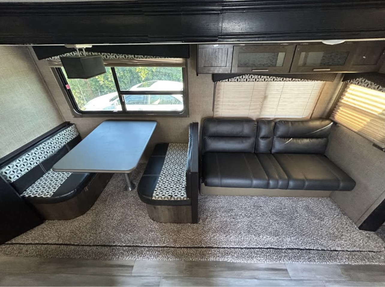 2017 DUTCHMEN KODIAK ULTRA-LITE – Str8Up Toy Trader