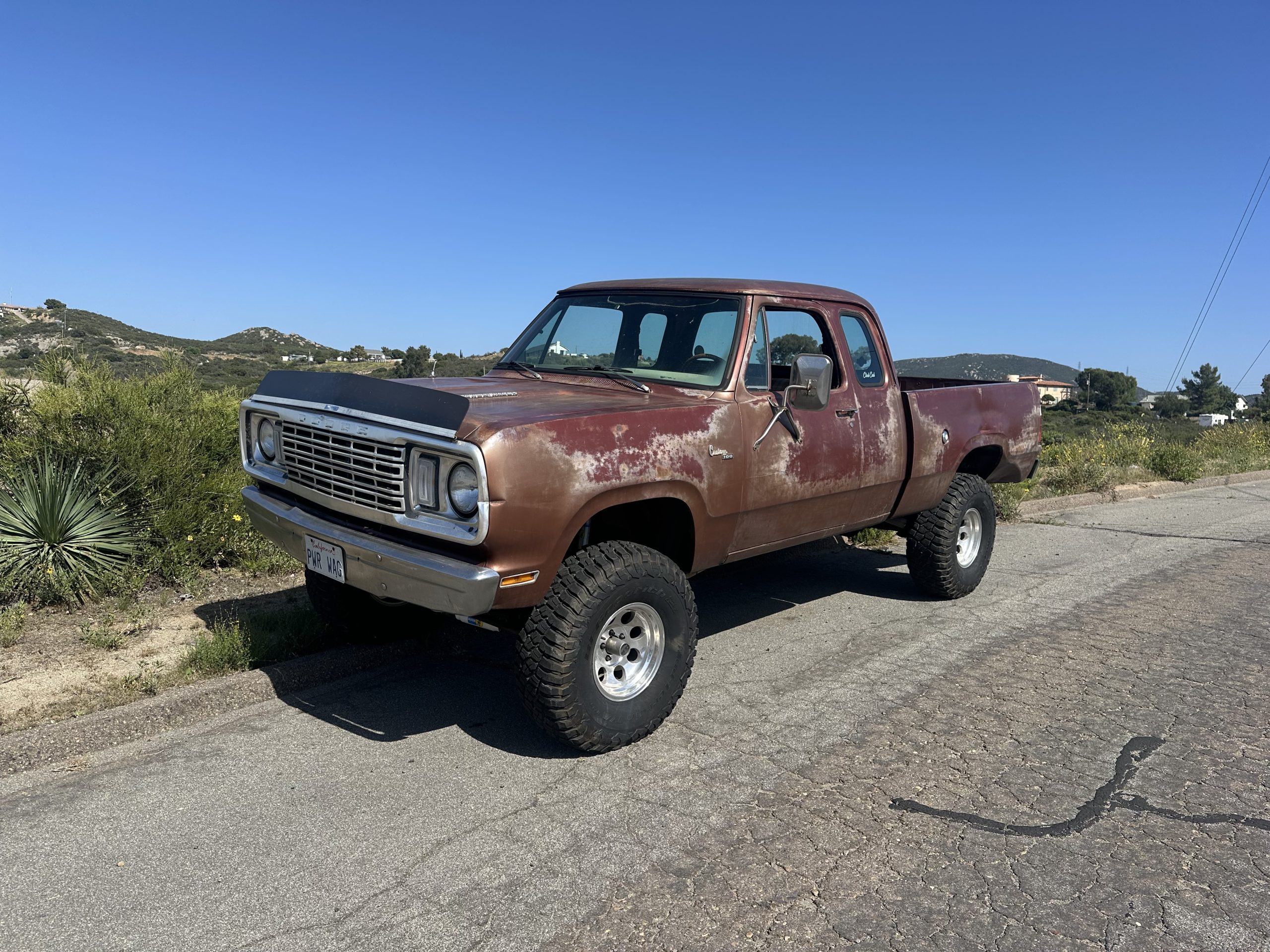 1977 Dodge W100 – Str8Up Toy Trader