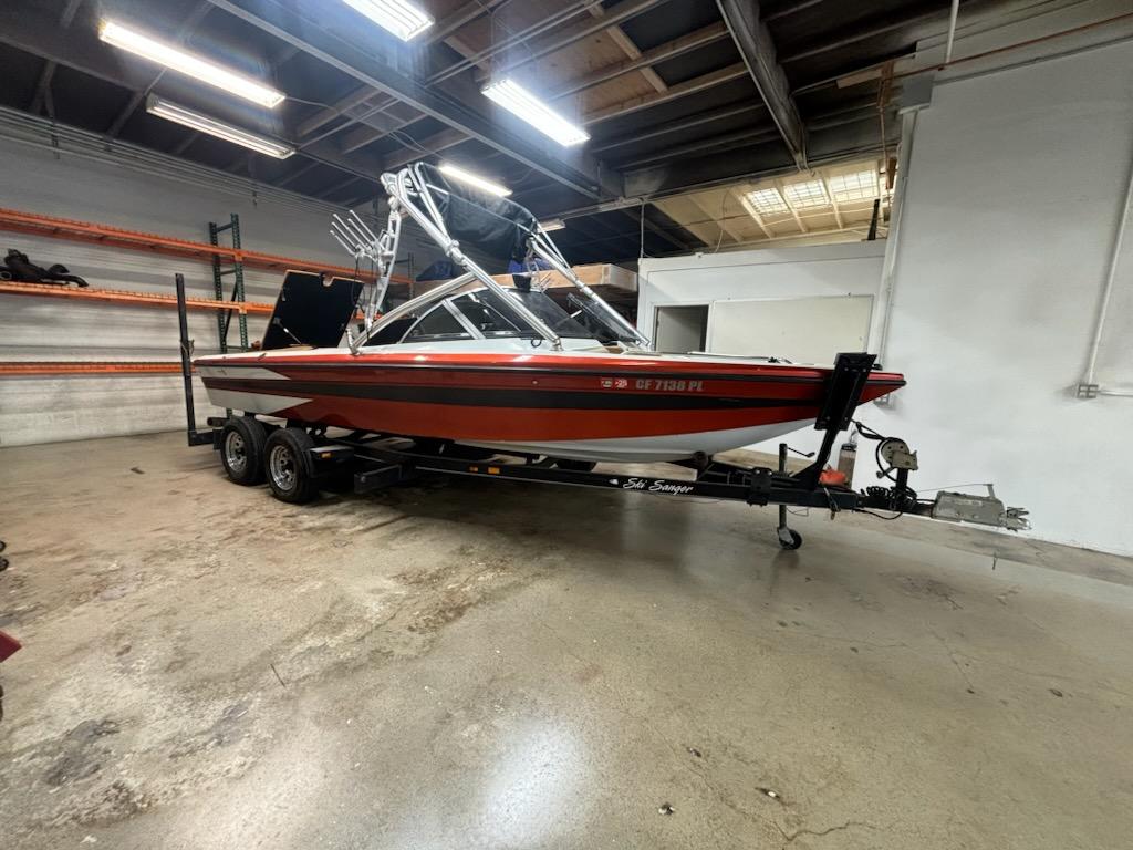 2000 Sanger 210 Wakeboarding Boat – Str8Up Toy Trader