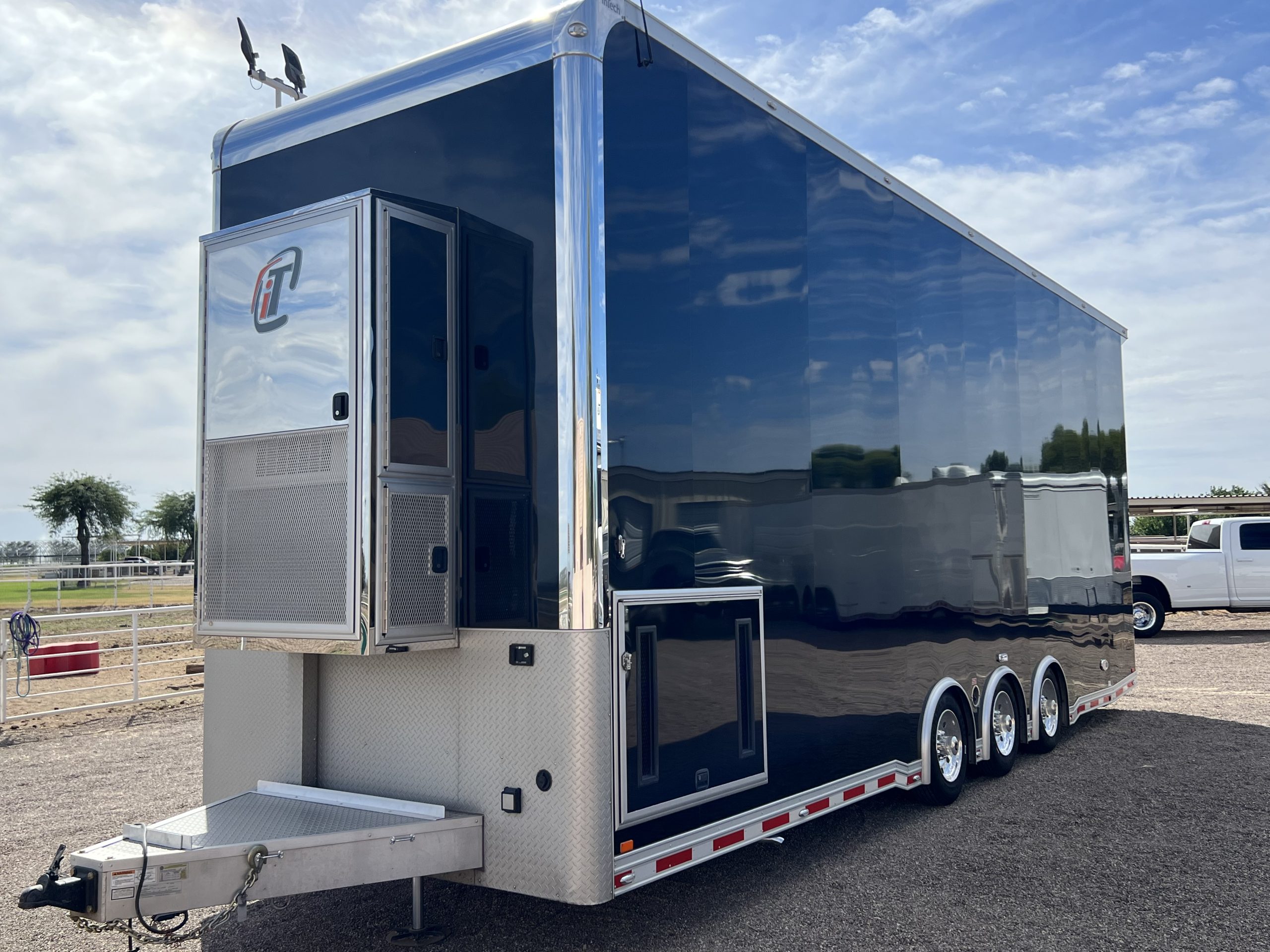 2019 INTECH Stacker – Str8Up Toy Trader