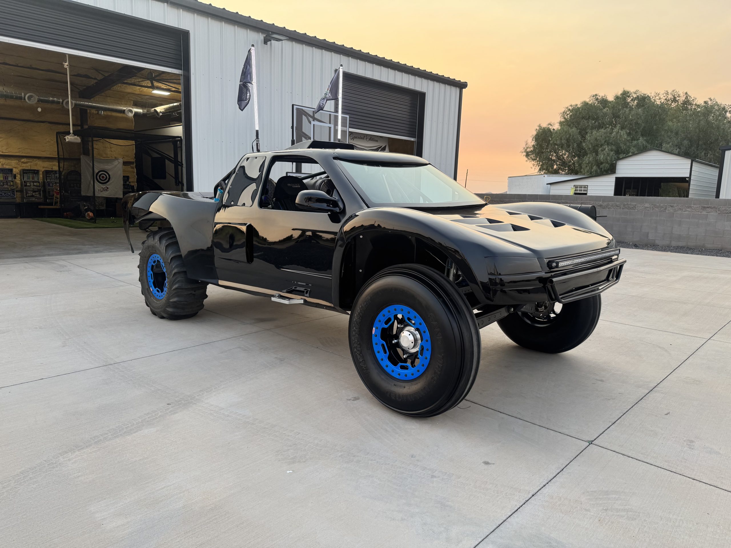 2015 Sand Limo Sand Truck – Str8Up Toy Trader