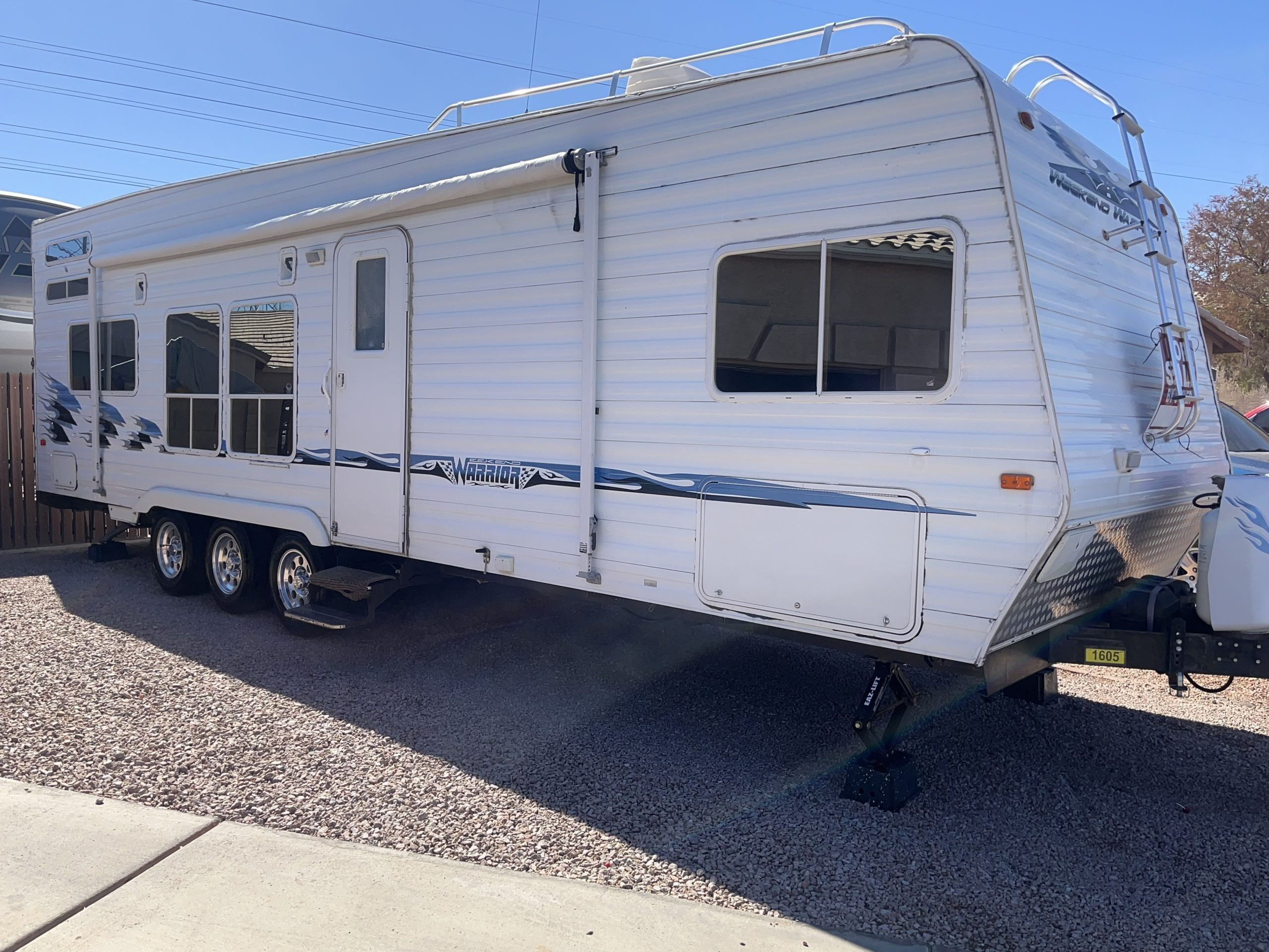 2005 Weekend Warrior FS3000 – Str8Up Toy Trader