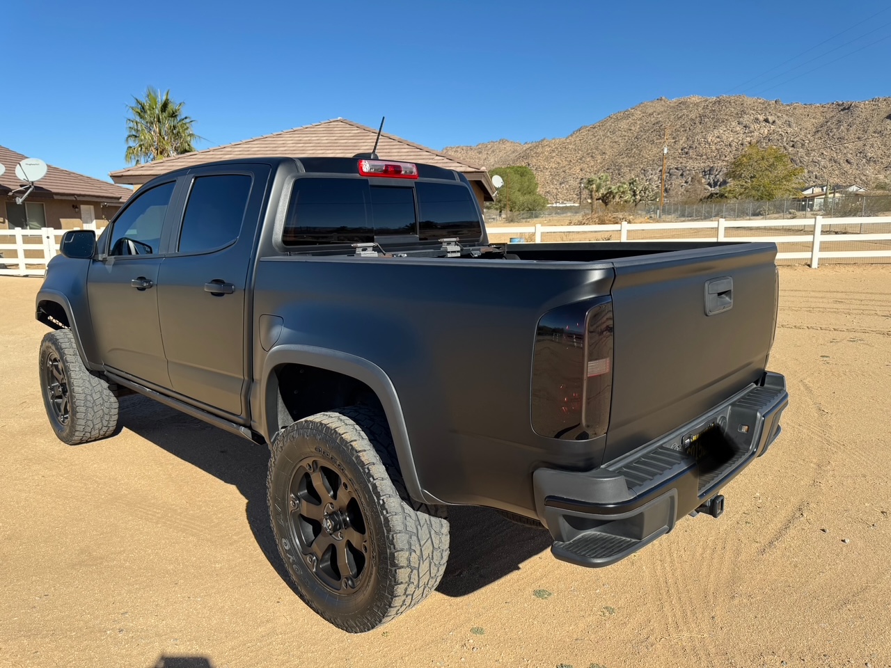 Chevy Colorado Z71 4×4 — Lifted / Custom Matte Black Paint / 75k Miles* – Str8Up Toy Trader