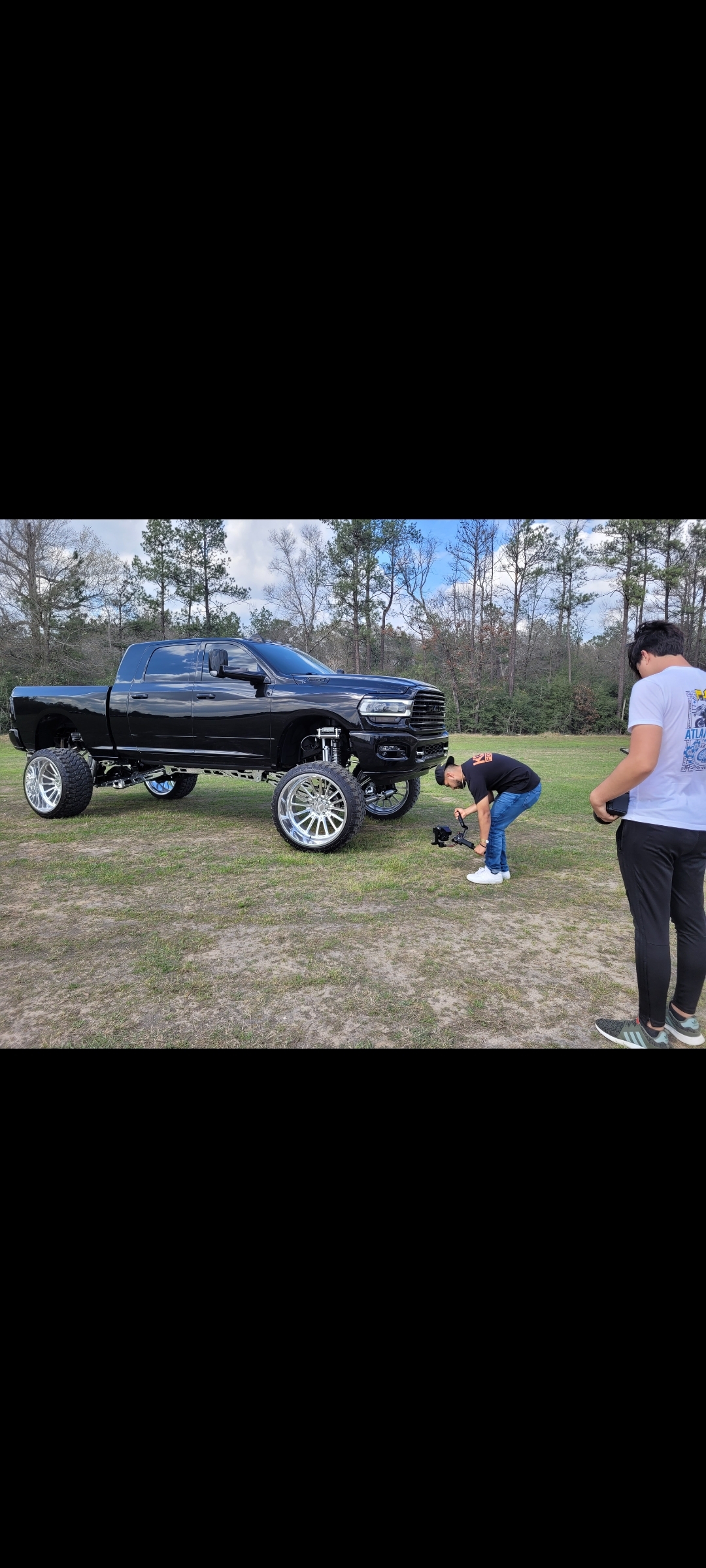 Sema 2022 Build Fully loaded Big Horn Midnight edition cummins diesel ...